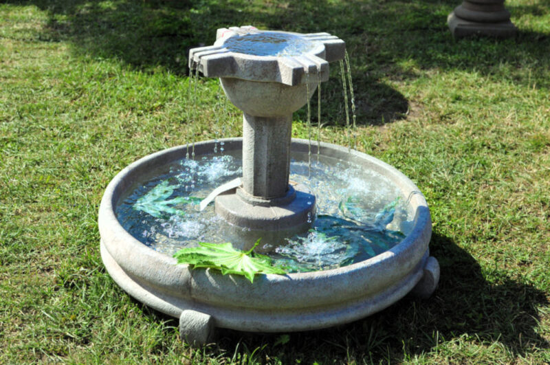Gartenbrunnen mit Bodenschale | Wenk Gartenelemente